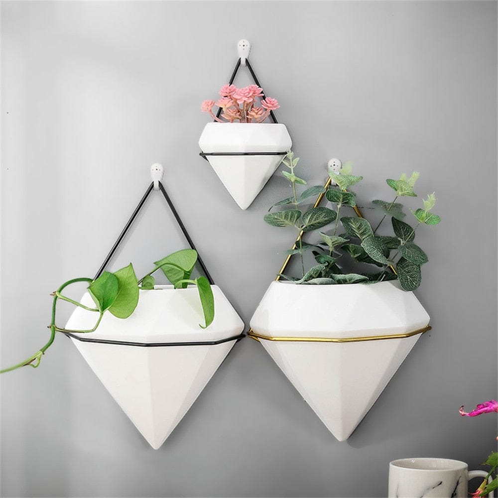 triangular plant pot